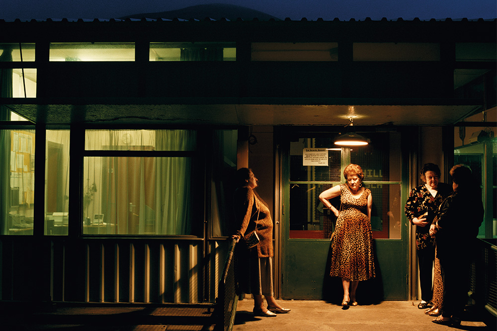 Hannah Starkey’s portraits of women | Apollo Magazine