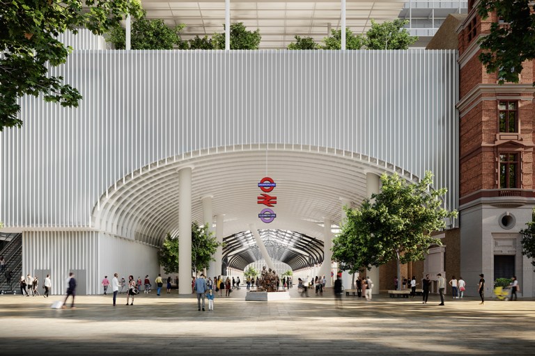 Towering folly at Liverpool Street Station - Apollo Magazine