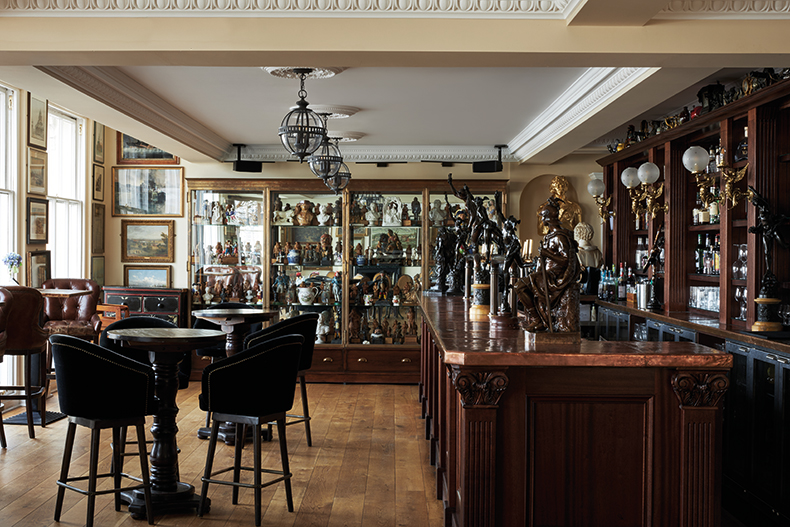 Frank Dowling’s maritime masterpieces | Apollo Magazine